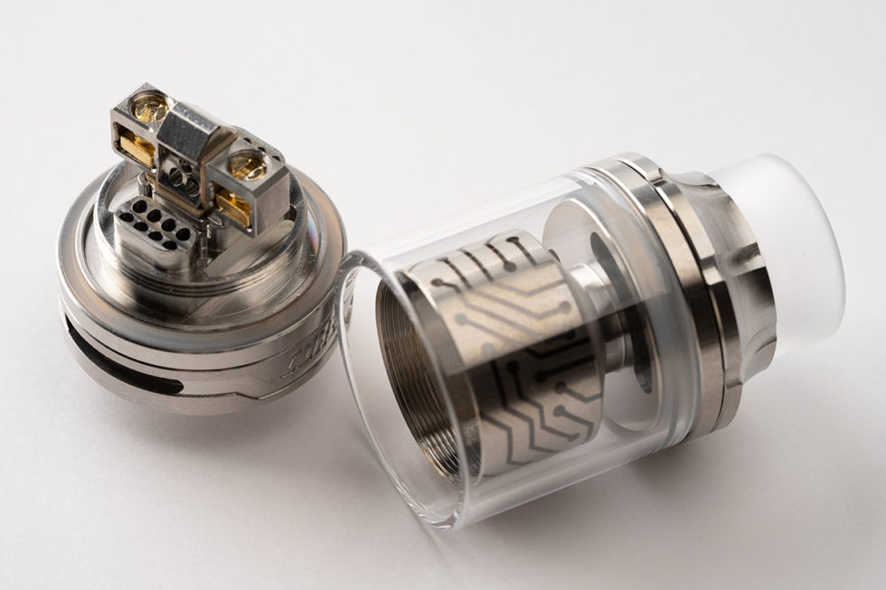 【Vapefly CORE RTAレビュー】DLに特化したデュアルコイルRTA | VAPE Circuit