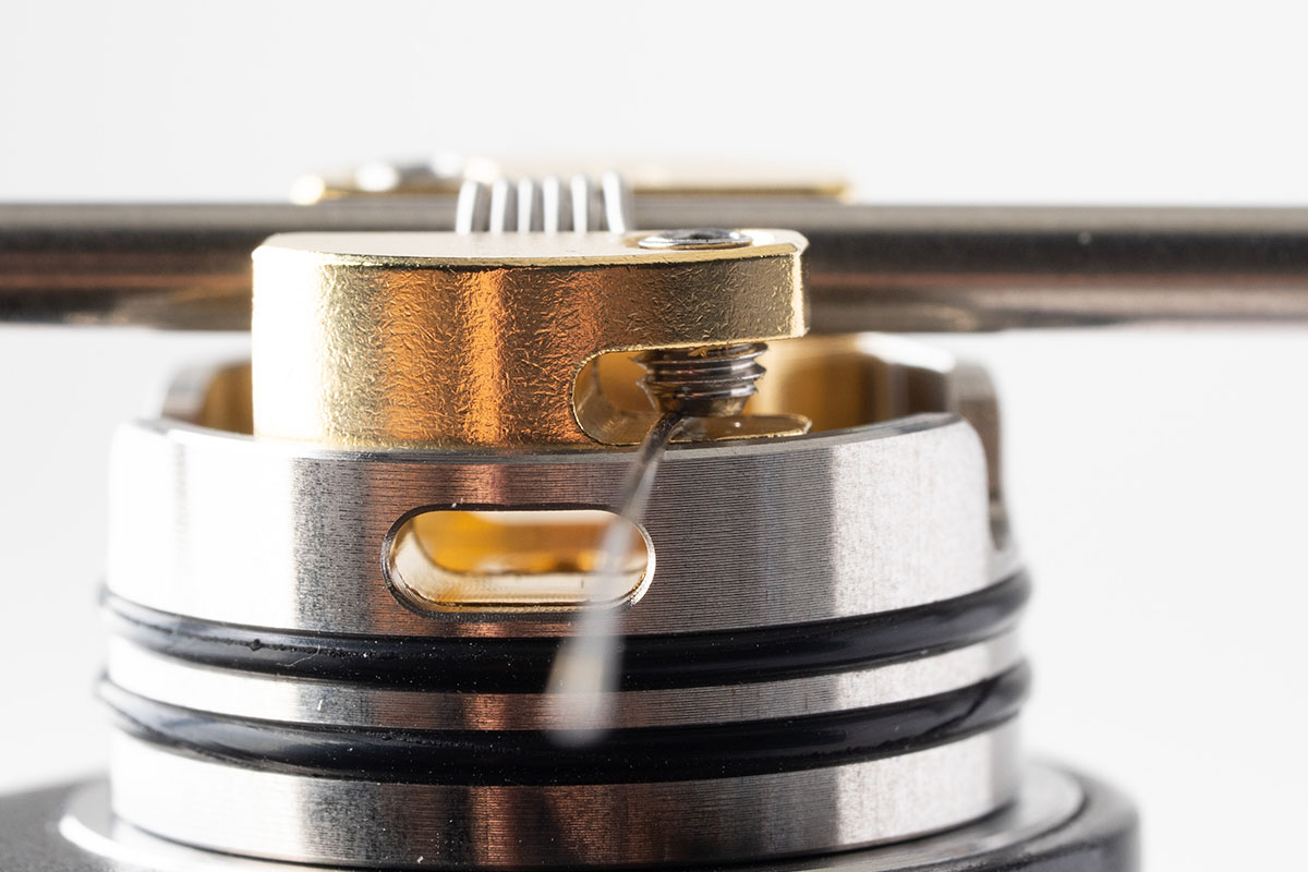 Aleader Rocket RDA レビュー｜レジンハイブリッドキャップのシングルコイルドリッパー！ | VAPE Circuit