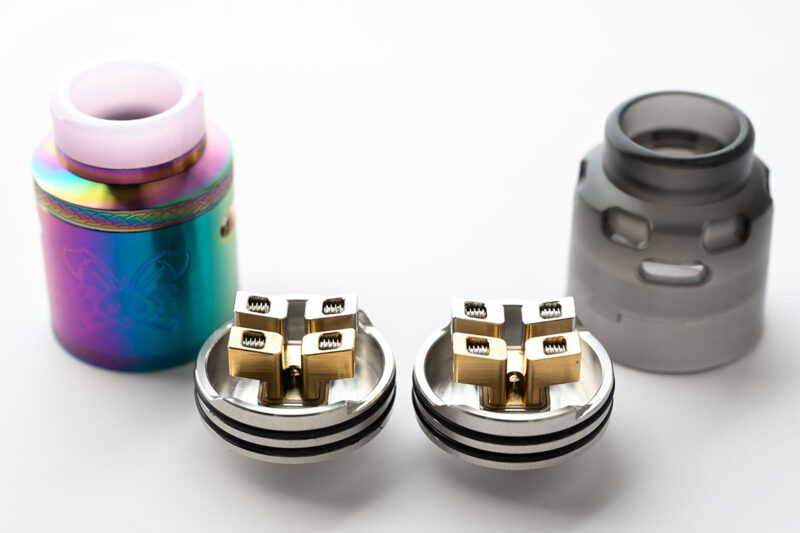 Hellvape Dead Rabbit SE RDA レビュー｜超人気の爆煙ドリッパーがクリアキャップに！ | VAPE Circuit
