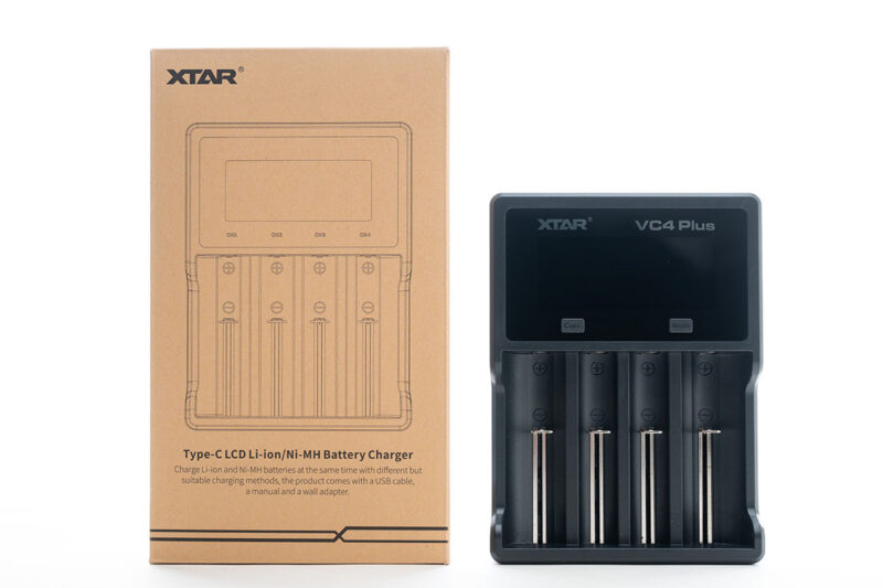 XTAR VC4 Plus バッテリーチャージャー レビュー | VAPE Circuit